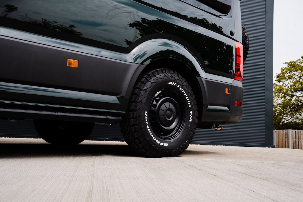 LWB VW Crafter/MAN TGE Motorhome Conversion – Wildworx